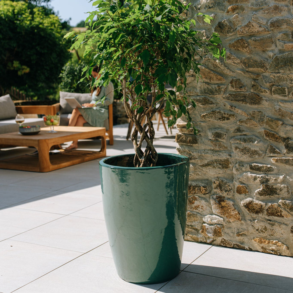 Blumentopf Mazarin – Handgefertigter Terrakotta Übertopf in Jade